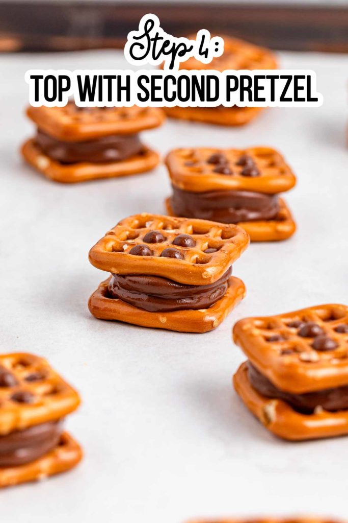 Rolo Pretzels Recipe - Unfussy Kitchen